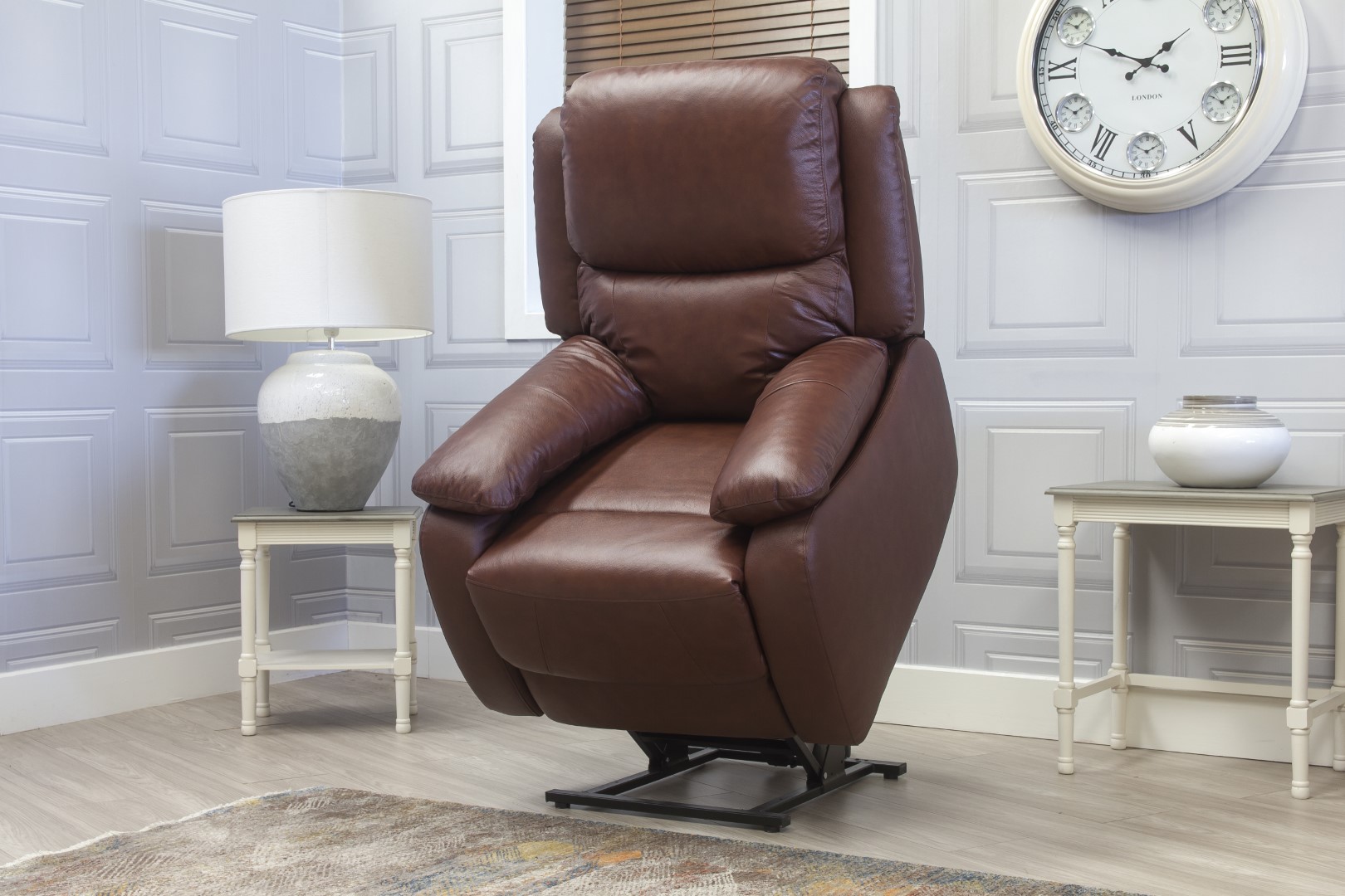 Sofahouse - Parker Lift & Rise - Tabac