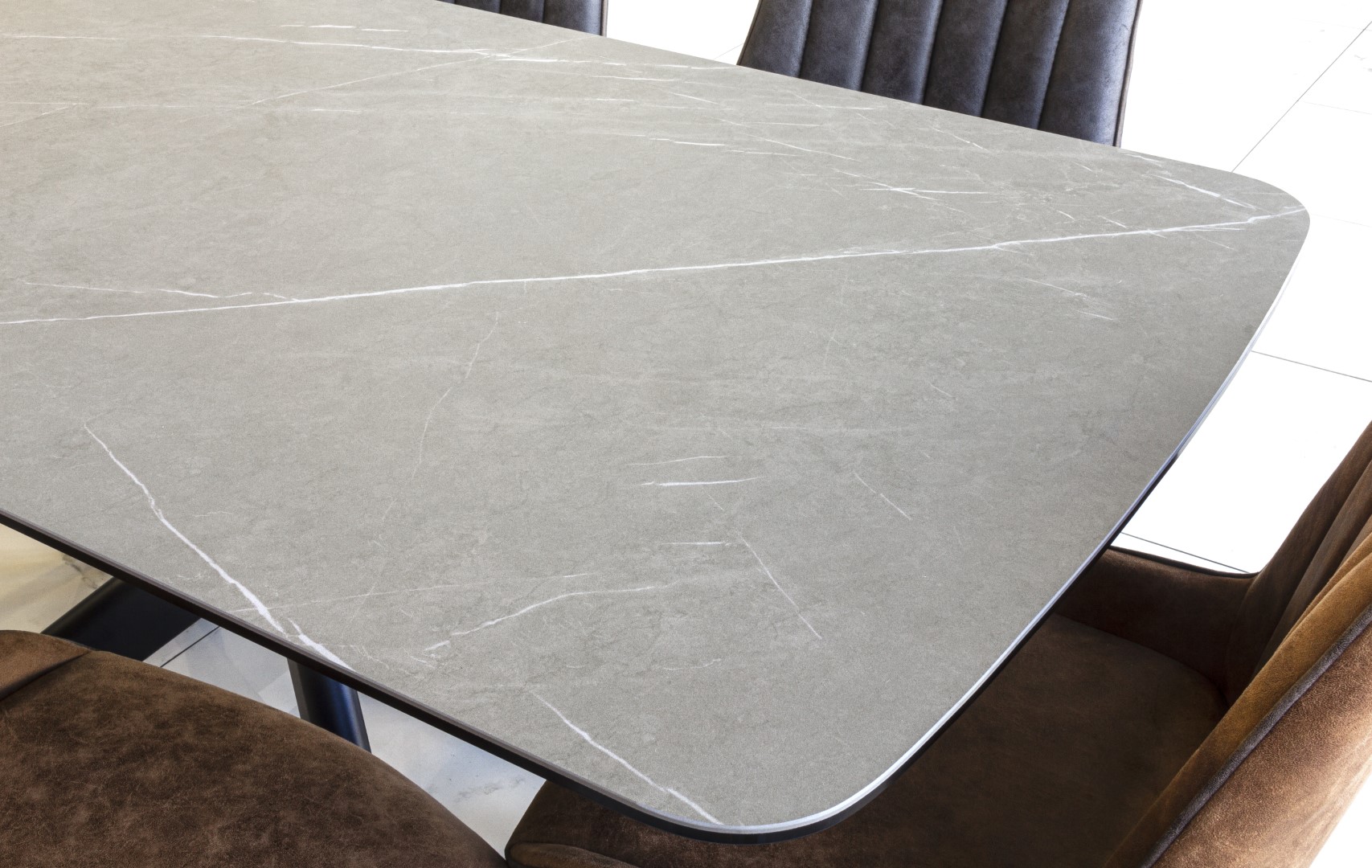 Sofahouse - Miro dining Table - Slate