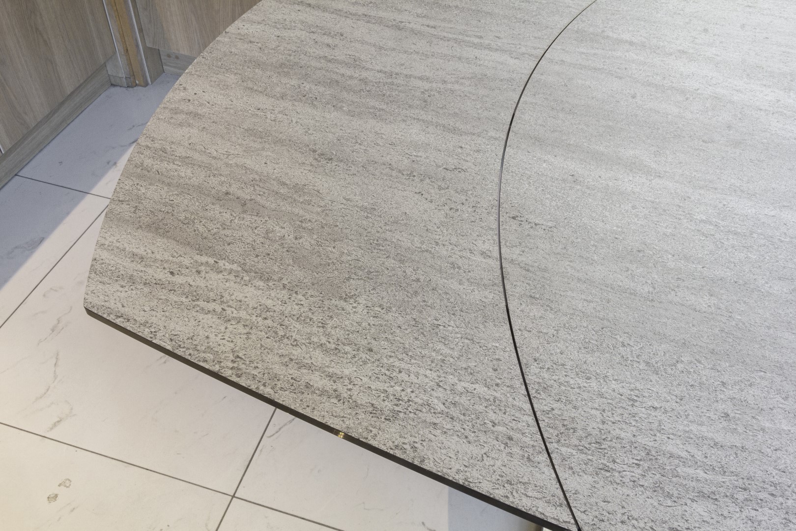 Sofahouse - Magnum Dining Table - Smoke